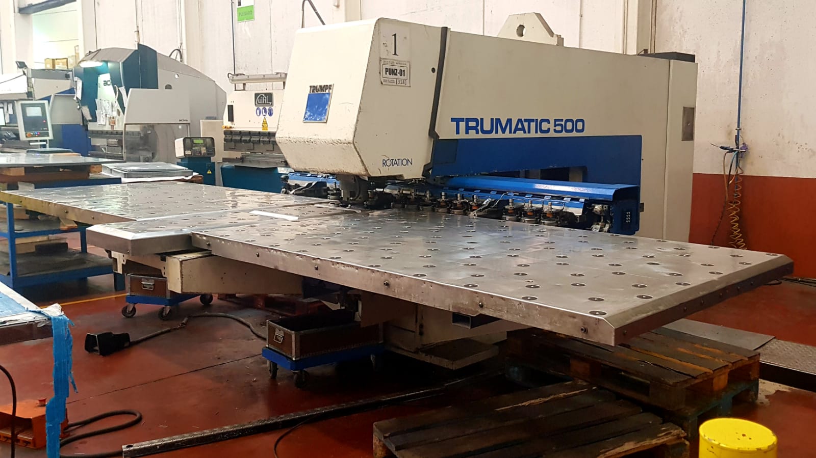 Punzonadora CNC TRUMPF TC 500 R - Oportunidades - Maquinaria - Tecnobisa